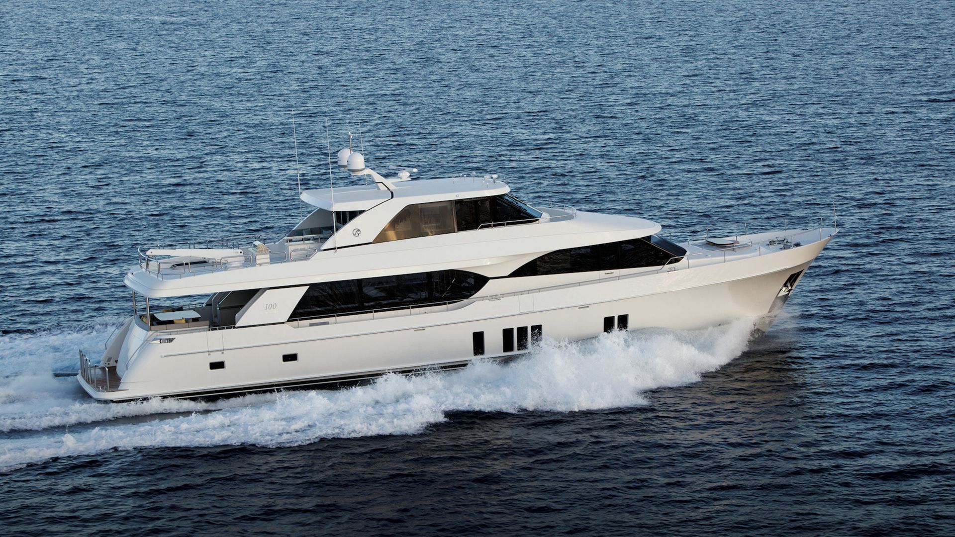 New Ocean Alexander 100 Skylounge yacht sold